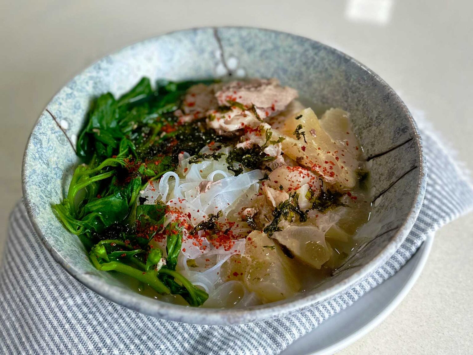 Beef tendon noodle soup